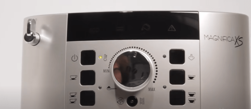 Delonghi Magnifica XS vs Magnifica: Which is the best option